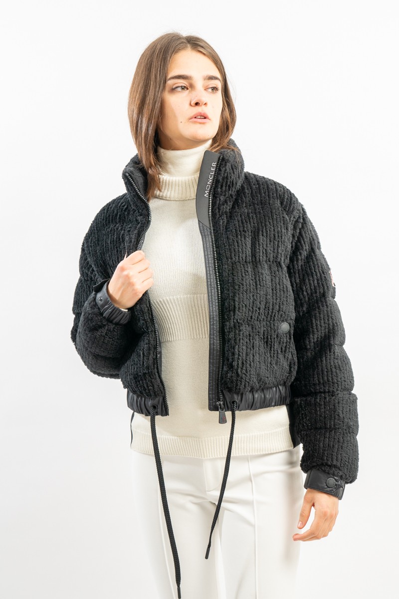 Moncler men's and women's clothing, accessories MONCLER - Livio Sport
