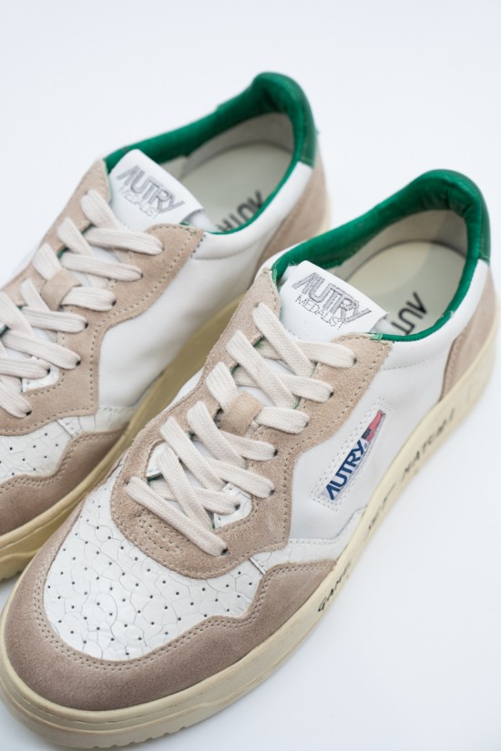 Scarpa Autry medalist low sneaker man AULM WC07 Taglia 41 Colore WRITE ...