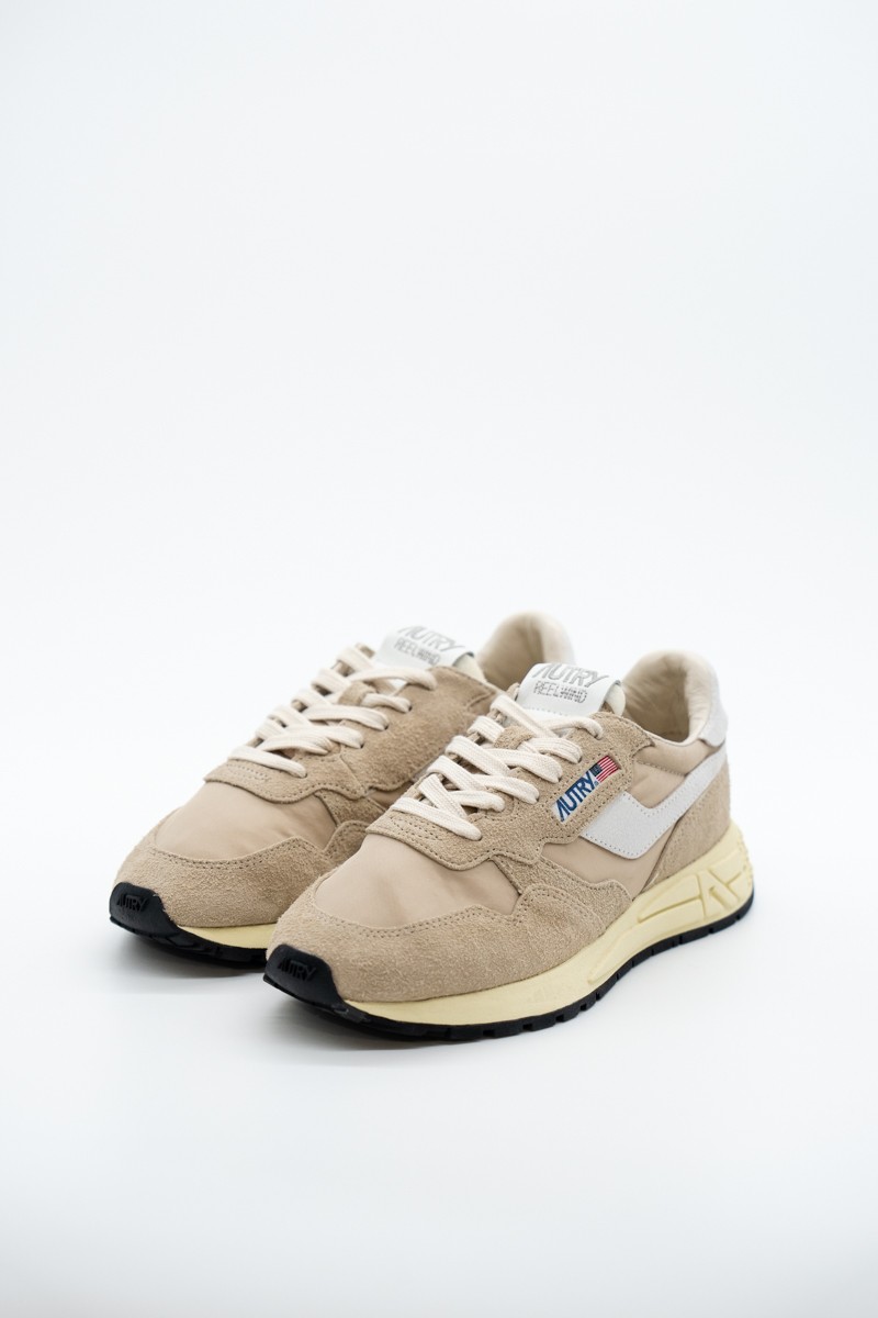 Autry Scarpe e Accessori: Nuova Collezione 2024 - Livio Sport