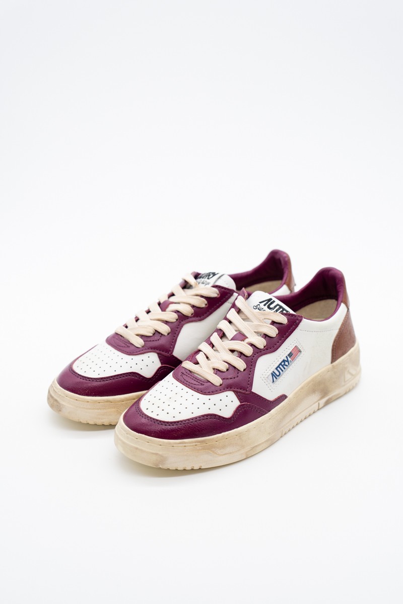 Autry Scarpe e Accessori: Nuova Collezione 2024 - Livio Sport