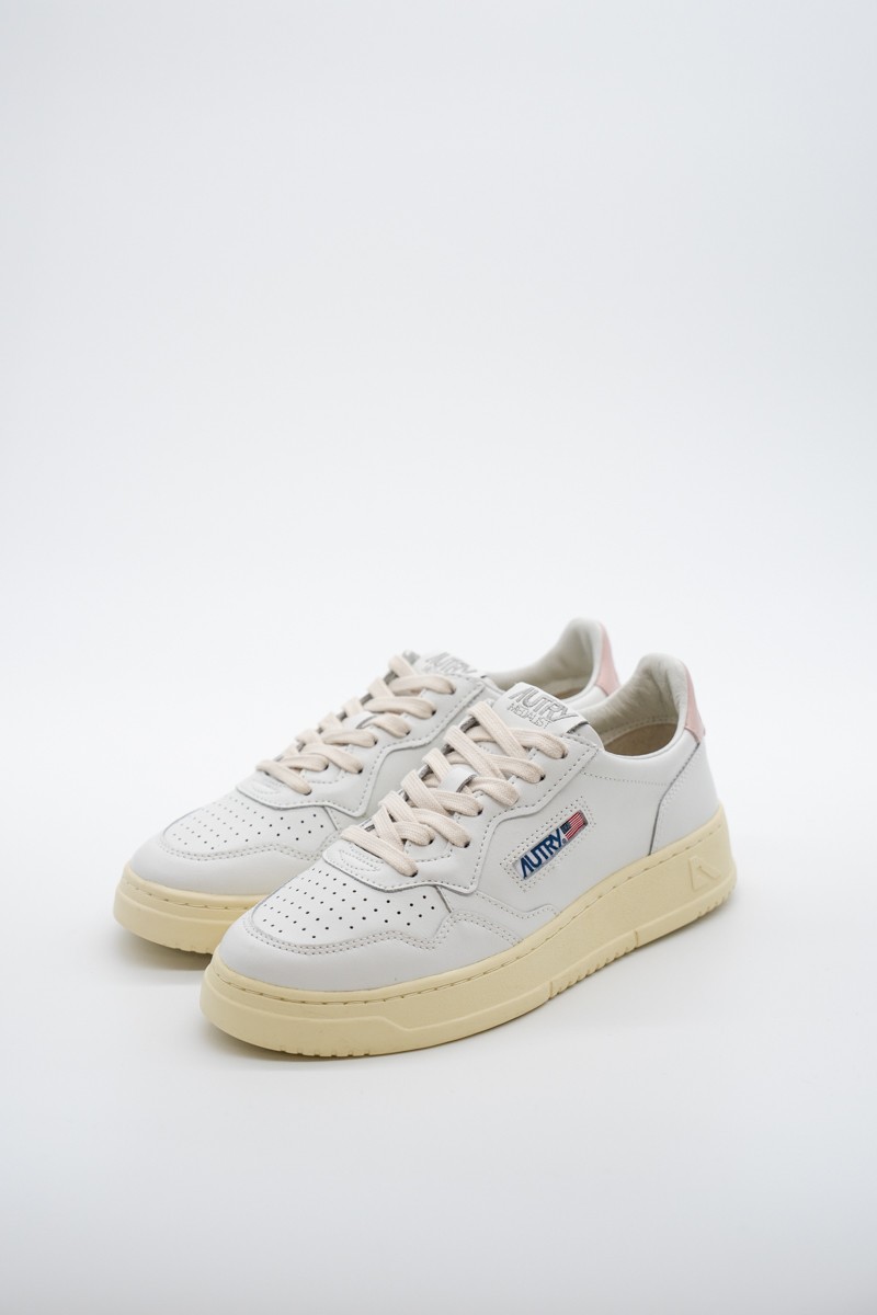 Autry Scarpe e Accessori: Nuova Collezione 2024 - Livio Sport